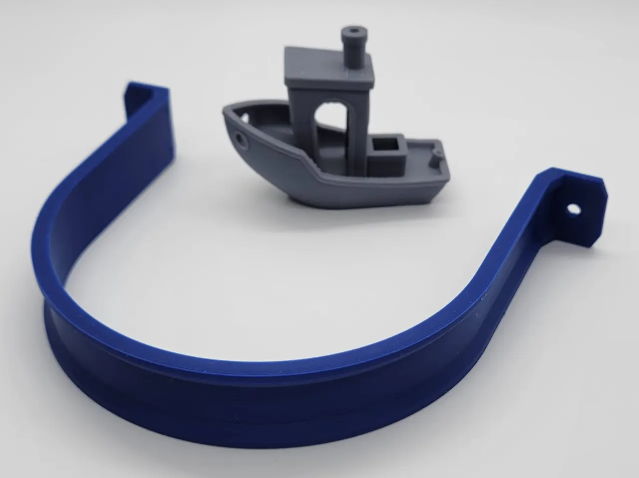 Customizable Pipe & Duct Mounting Bracket | 3D Printed Bracket
